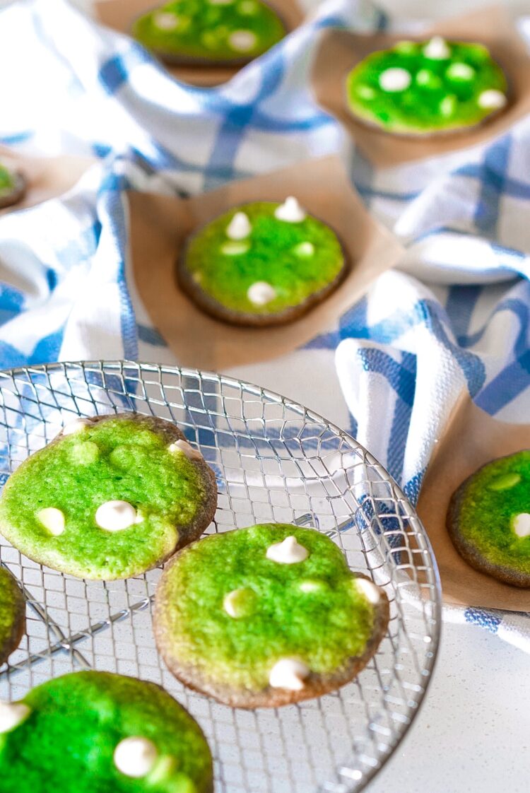 Pandan White Chocolate Cookies - Ta-Daa!