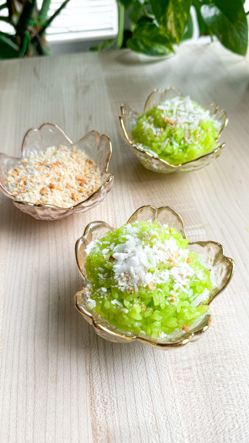 How to Make Pandan Sticky Rice (in a Rice Cooker!) - Ta-Daa!
