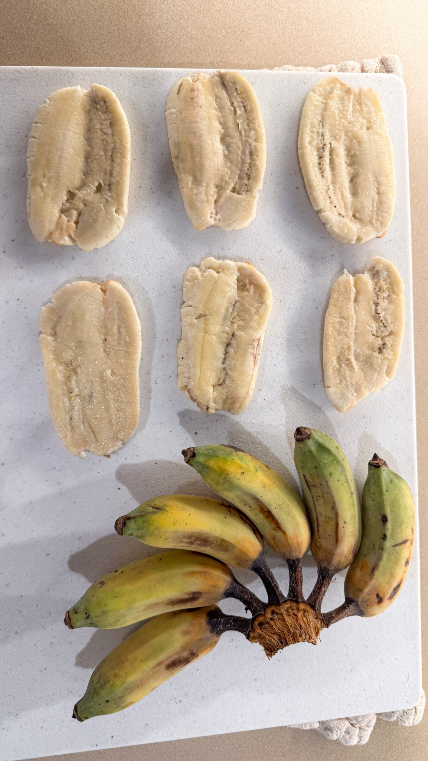 How to make Chuối Chiên (Fried Bananas) - Ta-Daa!