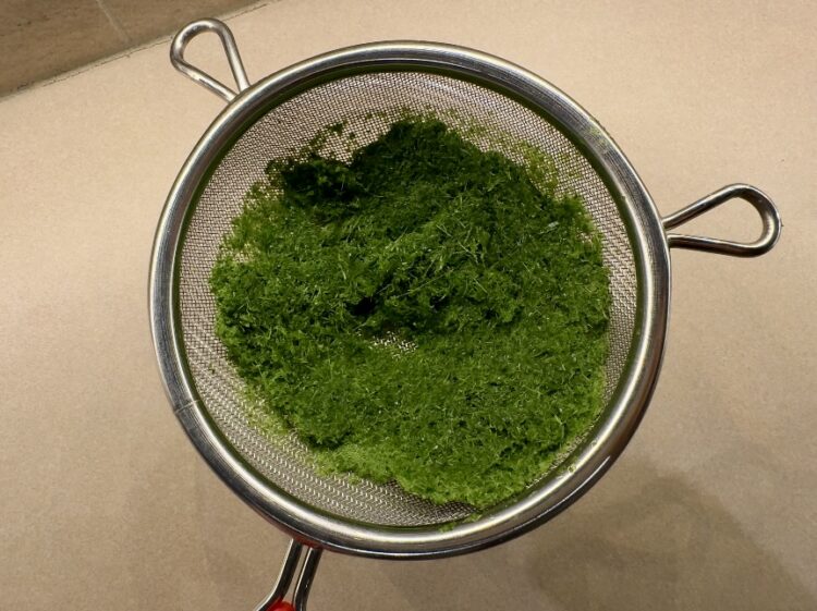 How to make Pandan Roll Cake (a.k.a. Swiss Roll) - Ta-Daa!